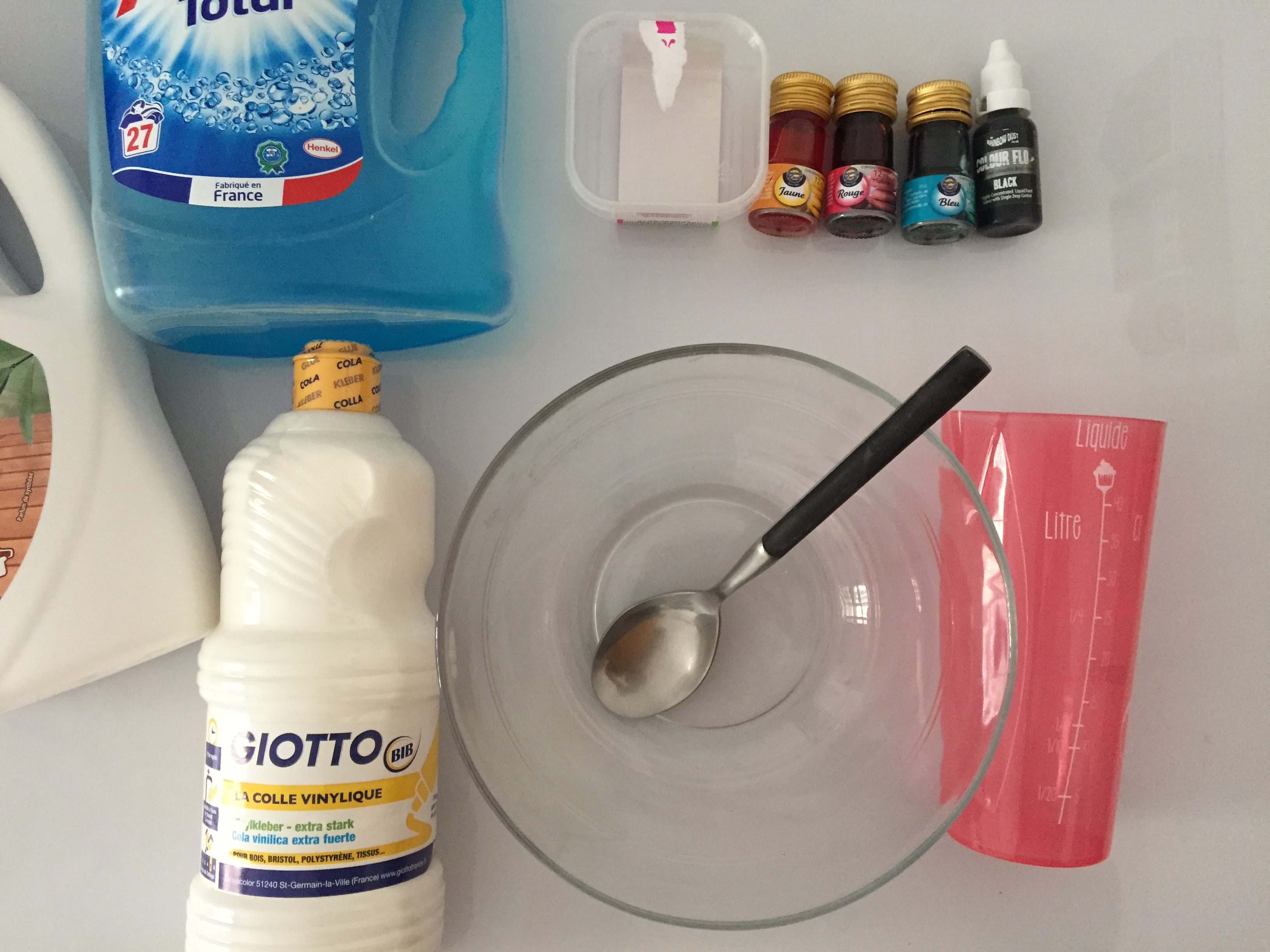 {DIY} LA recette de Slime hyper simple en vidéo!